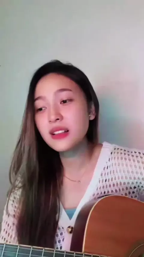 Rumas Alvia (@RumasAlviaChannel) on Kwai